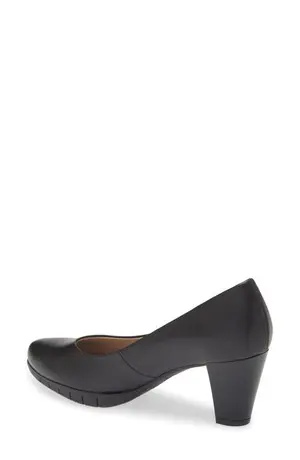 WONDERS Classic Leather Pump