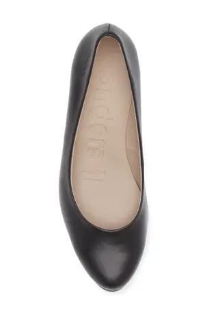 WONDERS Classic Leather Pump