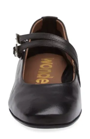 WONDERS Asymmetric Strap Flat - Black Leather