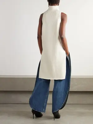 Alaïa Sleeveless Wool Turtleneck Sweater - White
