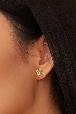 ORADINA 14k Full Bloom Stud Earrings