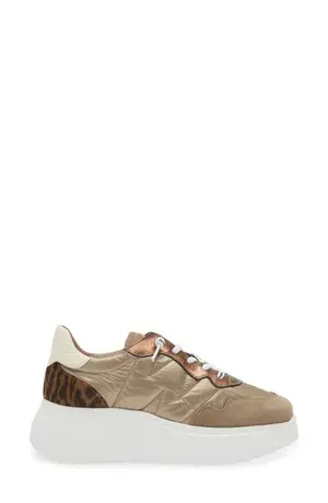 WONDERS Platform Sneakers