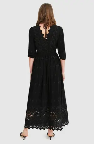 BELLE & BLOOM All Eyes On Me Midi Dress - Black