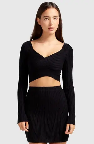 BELLE & BLOOM Forget Me Not Knit Crop - Black