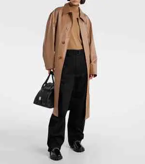 TOD'S Patent Leather Chelsea Boots With Gold Tone Chain Detailing