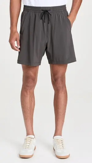 Reigning Champ 4-way Stretch Training Shorts