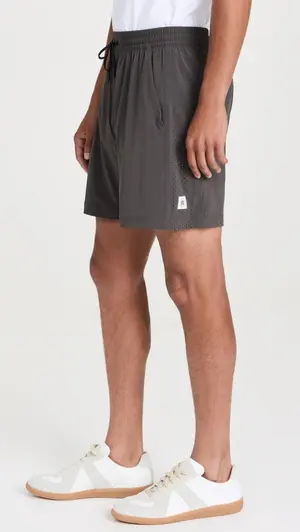 Reigning Champ 4-way Stretch Training Shorts
