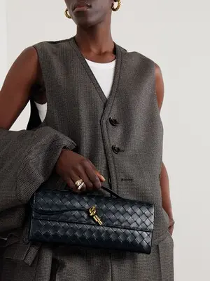 Bottega Veneta Andiamo Long Intrecciato Leather Clutch - Black