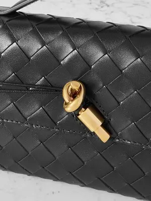 Bottega Veneta Andiamo Long Intrecciato Leather Clutch - Black