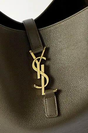 Saint Laurent Le 5 À 7 Supple Large Shoulder Bag - Green