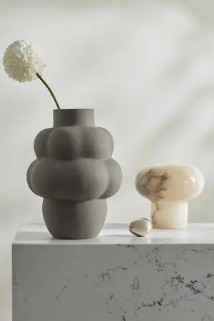 LOUISE ROE 04 Balloon Ceramic Vase