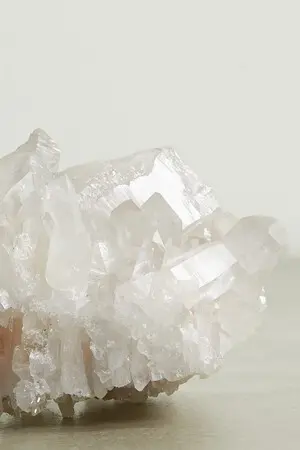 JIA JIA HOME Net Sustain Crystal Quartz Cluster