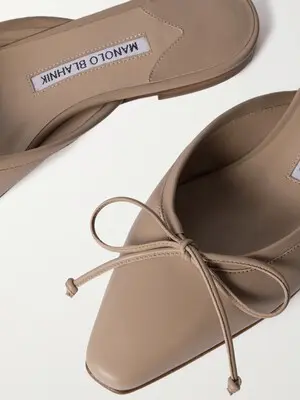 Manolo Blahnik Ballerimu Leather Mules