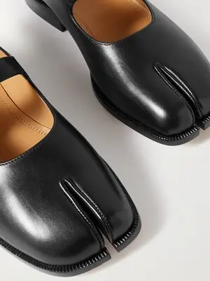 MAISON MARGIELA Tabi Leather Flats