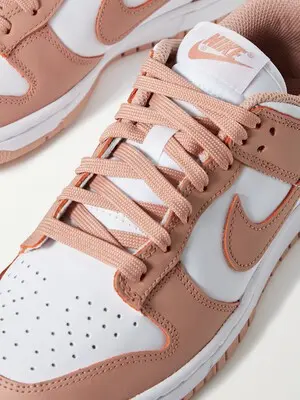 Nike Dunk Low Leather Sneakers - Pink