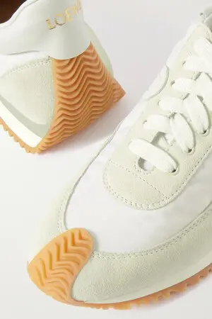 Loewe Flow Logo-appliquéd Sneakers - White
