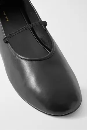 THE ROW Elastic Leather Ballerina Flats - Black