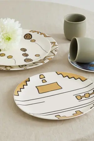 NIMEROLOGY Here Comes The Sun 27cm -plated Bone China Dinner Plate
