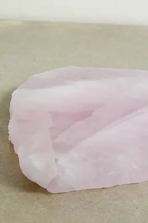 Jia Jia Large Rose Quartz Display Tray