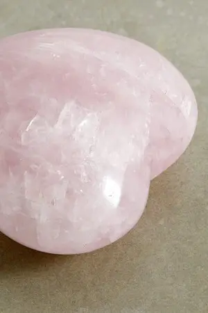 Jia Jia Rose Quartz Heart