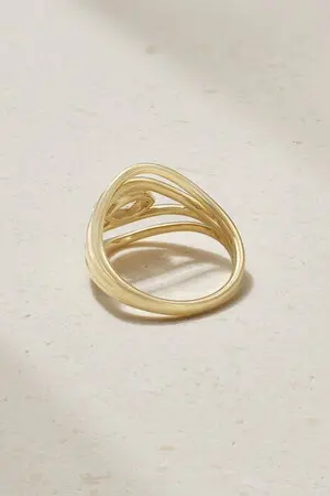 ALMASIKA Terra Nova Marquise-cut Diamond Ring In 18-karat
