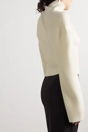 THE ROW Enoch Brushed Wool Turtleneck Sweater