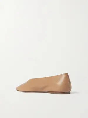 AeydĒ Kirsten Leather Ballet Flats - Neutrals