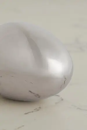 FOURTH STREET Egg Steel Paperweight