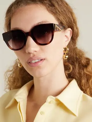 Fendi First D-frame Tortoiseshell Acetate Sunglasses - Brown