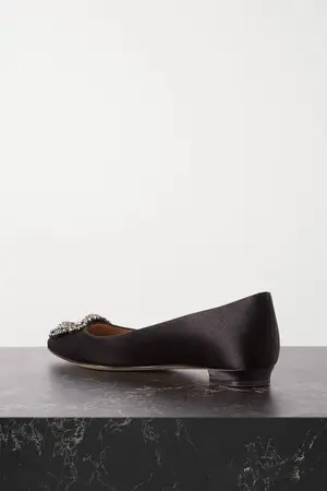 Manolo Blahnik Hangisi Crystal-embellished Flats - Black