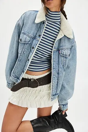 LEVI'S 90s Sherpa Trucker Jacket
