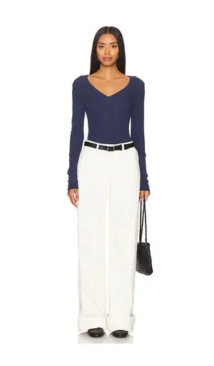 BOBI V Neck Long Sleeve