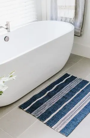 CREATIVE WOMEN Aden Bath Mat - Navy/natural