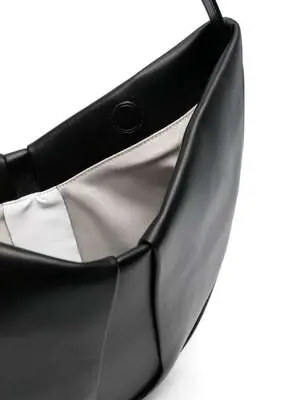 THEMOIRE Tike Shoulder Bag