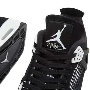 JORDAN 4 Retro Rmstd Sneaker