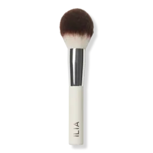 ILIA Finishing Powder Brush With Synthetic Bristles - One-color