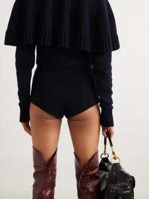 Chloé Knitted Wool And Cashmere-blend Shorts