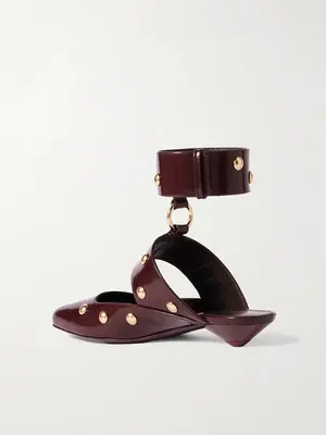 Chloé Jade Studded Leather Pumps - Burgundy