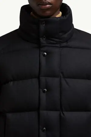 Moncler Vezere Hooded Short Down Jacket - Black