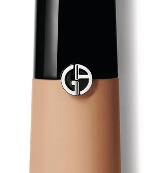 ARMANI Luminous Silk Concealer