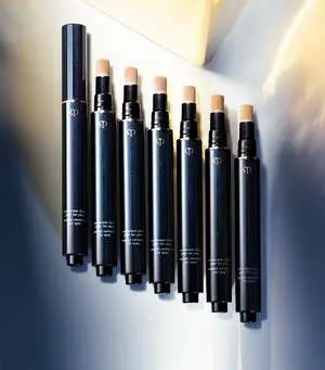 CLE DE PEAU BEAUTE Radiant Corrector For Eyes