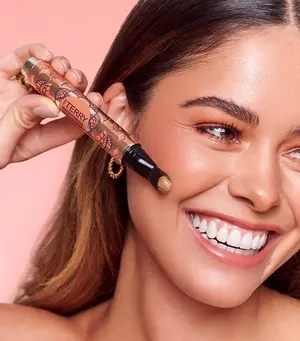 By Terry Brightening Cc Liquid Blush