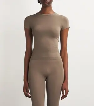 SKIMS Soft Smoothing T-shirt