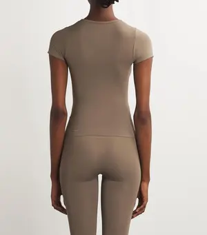 SKIMS Soft Smoothing T-shirt