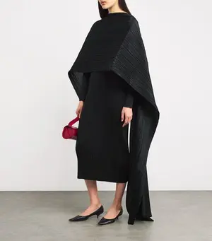 Issey Miyake Basic Madame-t Stole