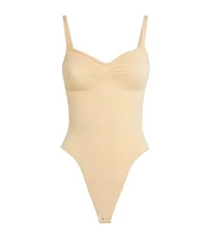 SKIMS Sculpt Thong Bodysuit - Beige