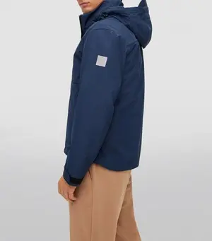 BOSS Zip-up Water-repellent Jacket