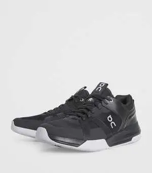 On The Roger Clubhouse Pro Trainers