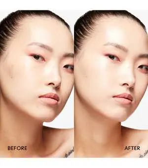 MAC COSMETICS Strobe Dewy Skin Tint