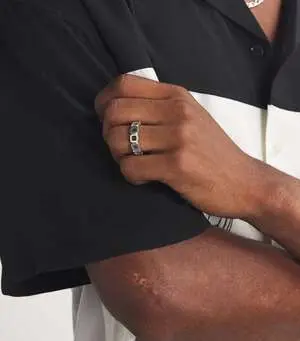 Tom Wood Cushion Band Open Ring